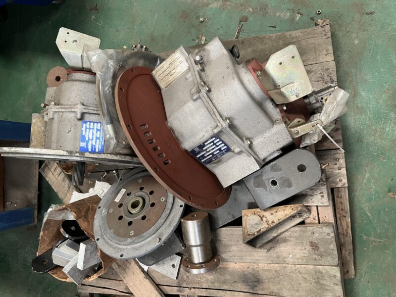 single ZF 220A Marine Gears - Surplus 1.53:1 ratio | Commercial Marine Pro