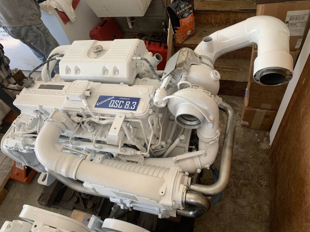 Pair Cummins QSC500 Marine Engines – Less than 600 hours from New ...