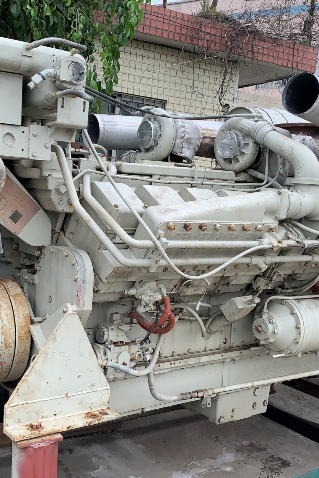 Pair KTA50-M2 1800HP@ 1900RPM - Commercial Marine Pro