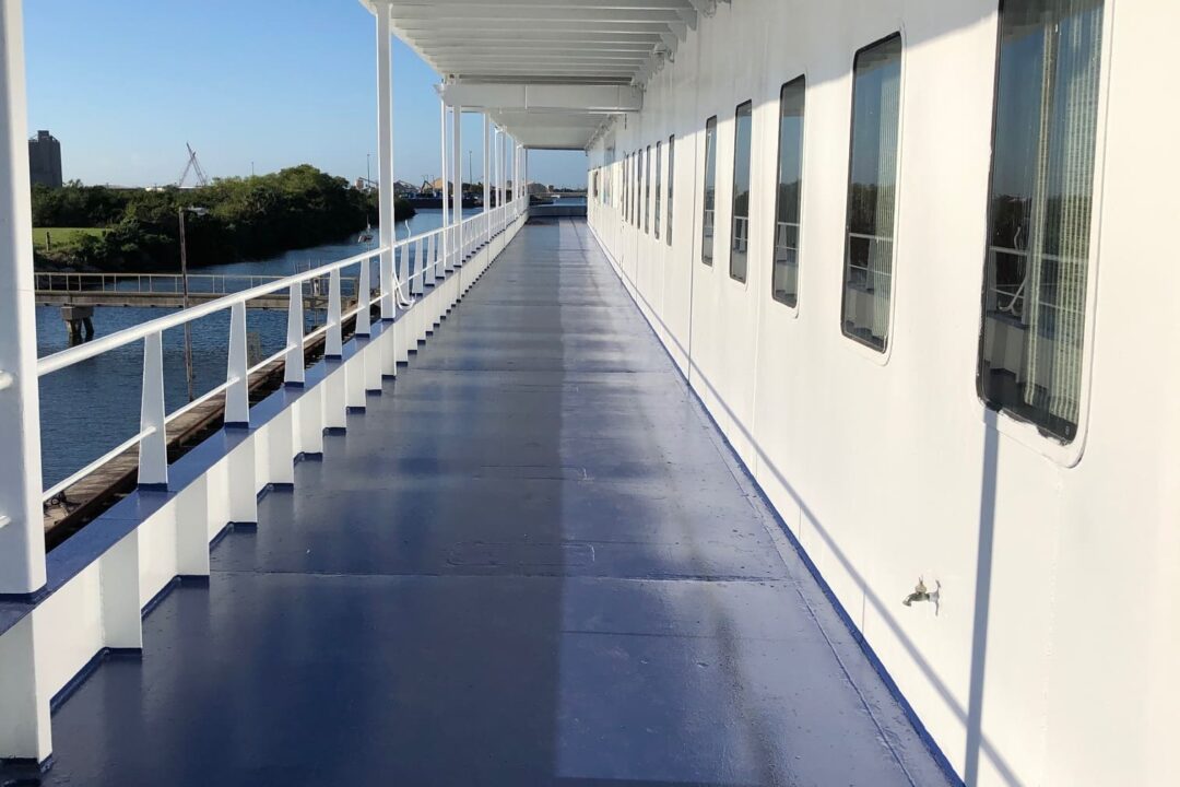 Luxury Accommodation Barge – Commercial Marine Pro