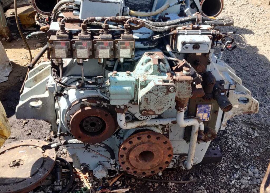 Pair MTU 12V4000 M90 Marine propulsion w 2735Hp | Commercial Marine Pro