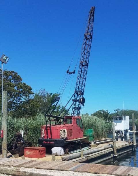 20X46 barge w 18T Bantam Crane – Commercial Marine Pro