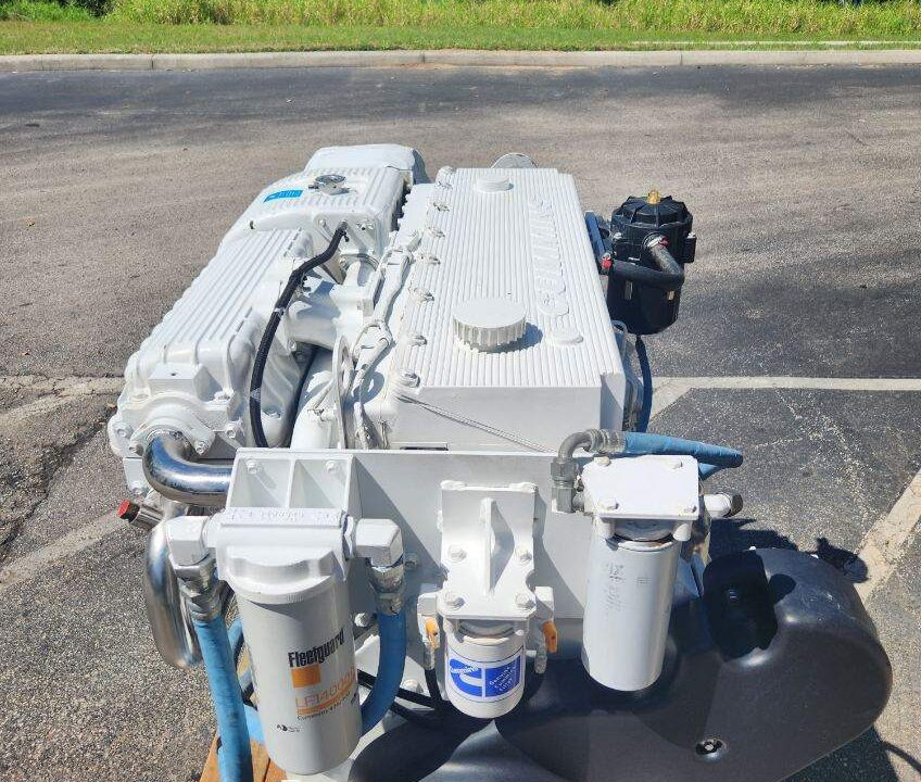 Cummins QSM11 w/ ZF325 2:1 – Commercial Marine Pro