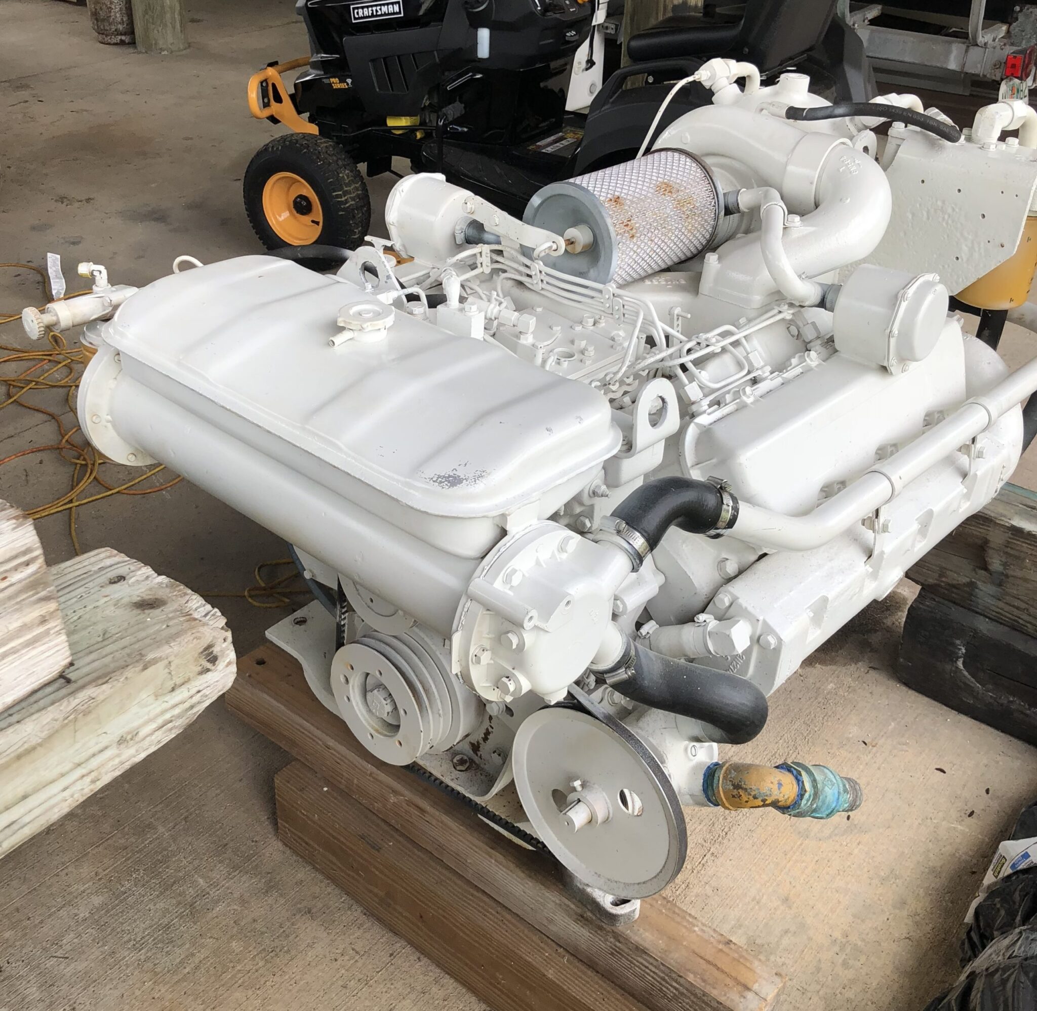 CAT 3208 Marine Engine — Rebuilt–325hp–Surplus ZF 2:1 Transmission ...