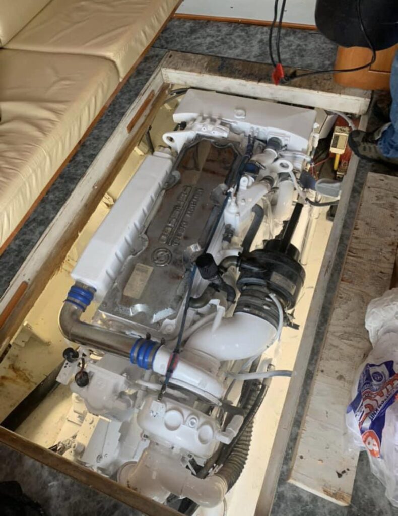 Detroit diesel series 60 12.7 700 hp pair – Commercial Marine Pro