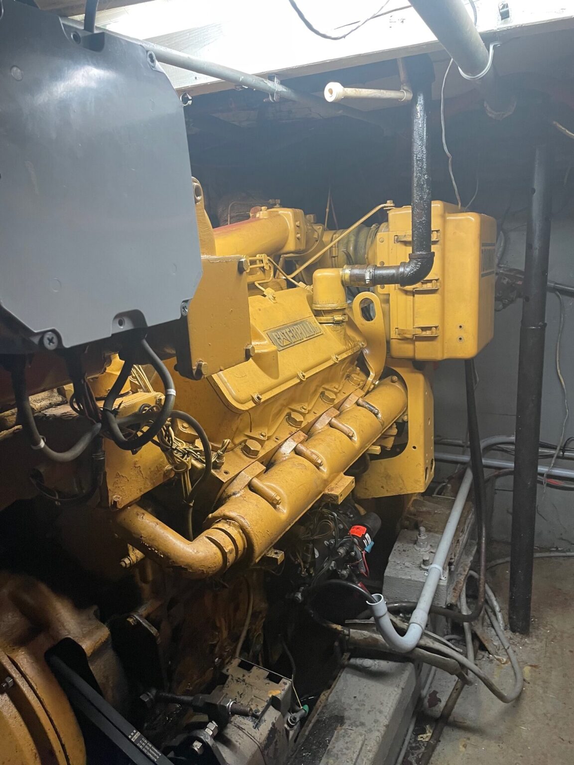 Single CAT 3408 Marine Propulsion 480HP – Commercial Marine Pro