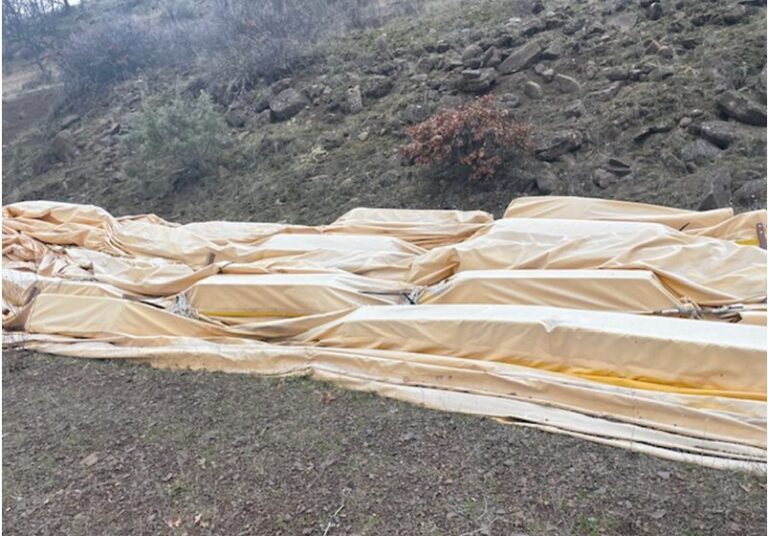 300lb Fluke Anchors with Chain, HDPE pipe and Hand Winches | Commercial ...