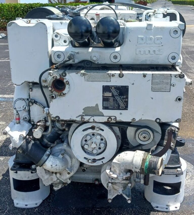 Single MTU 16V2000 Marine Diesel Engine | Commercial Marine Pro